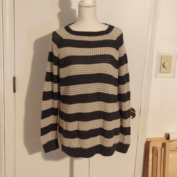 Natural Reflections | Sweaters | Natural Reflections Creamhunter Green ...